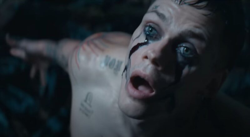 Análise Crítica do Filme O Corvo: Vale a Pena Assistir?